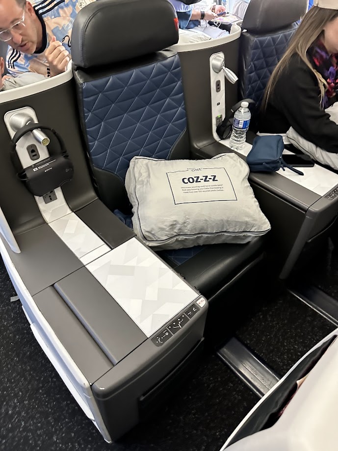 Review: Delta One JFK to BOG - Seat One A